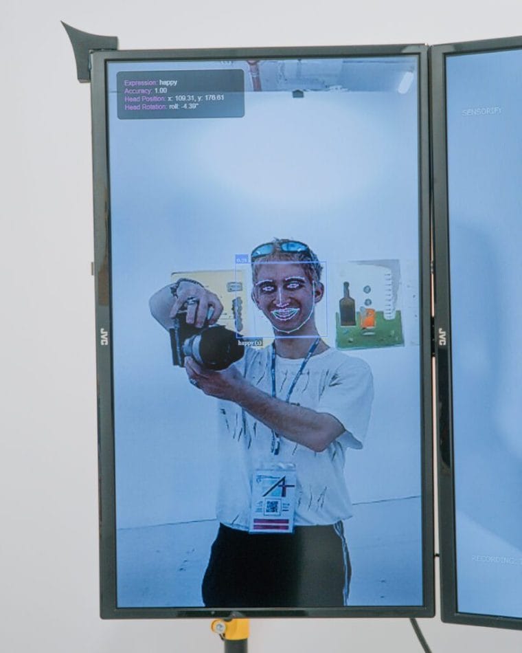 Exploring Kinetic Art in Installations: A Guide to Immersive and ...