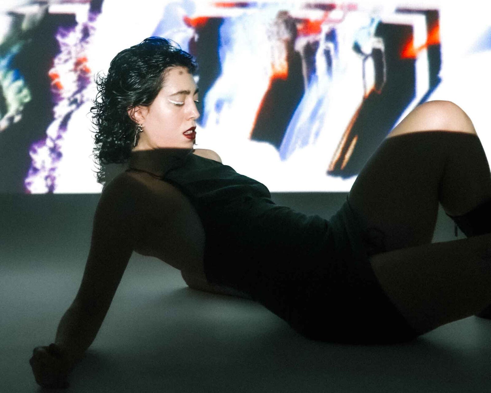 Exploring Kinetic Art in Installations: A Guide to Immersive and ...