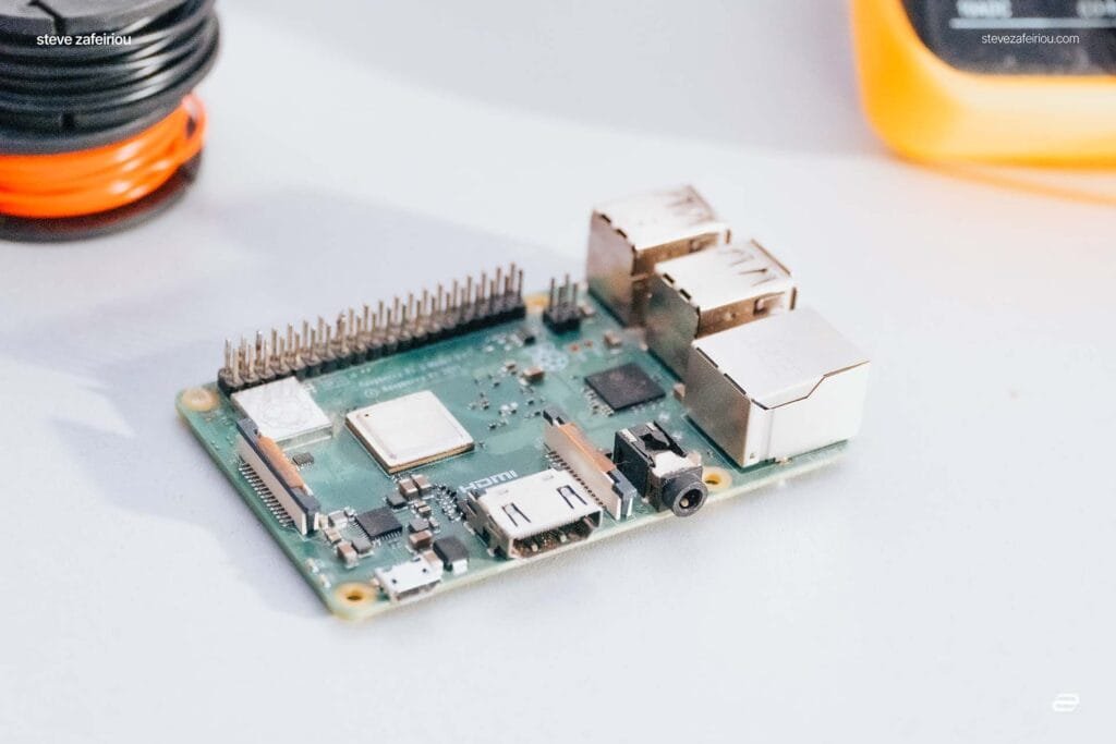 Arduino vs Raspberry Pi: A Comprehensive Comparison for 2024 Arduino vs Raspberry Pi: A Comprehensive Comparison for 2024
