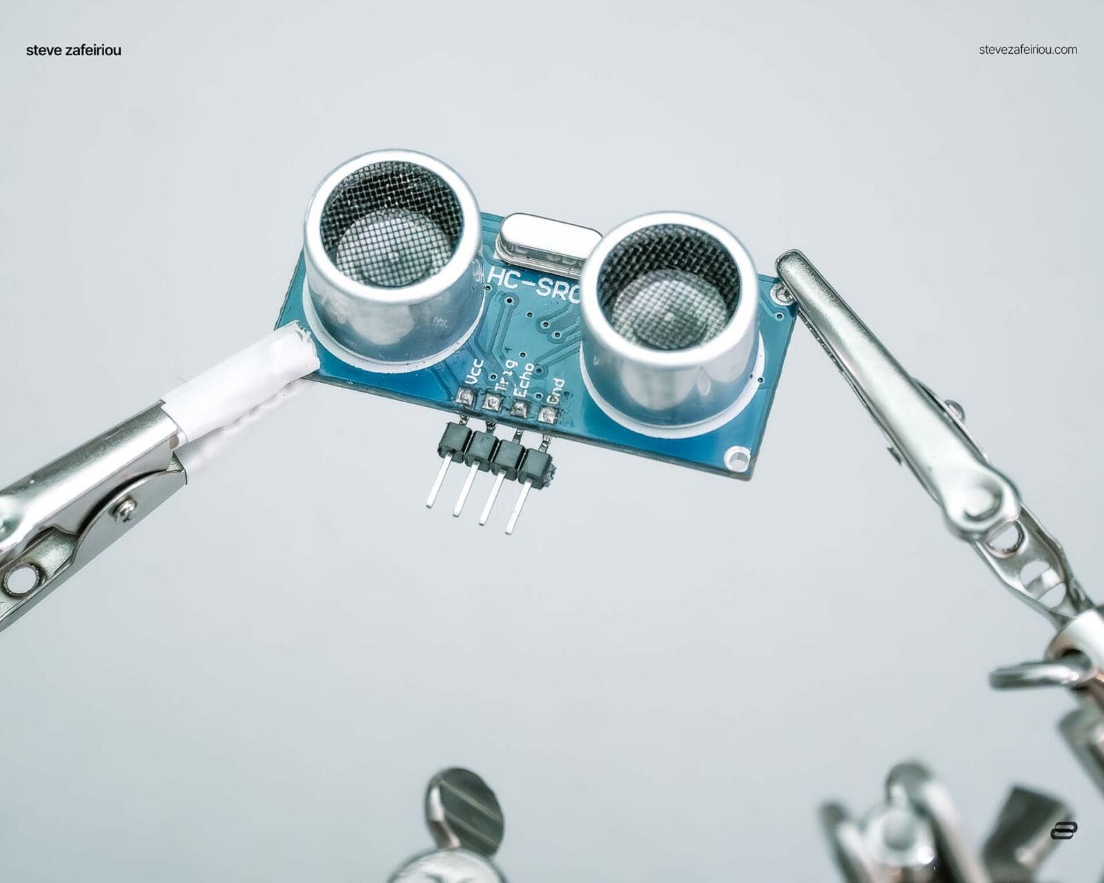 HC-SR04 Ultrasonic Sensor Setup: A Complete Guide to Applications ...